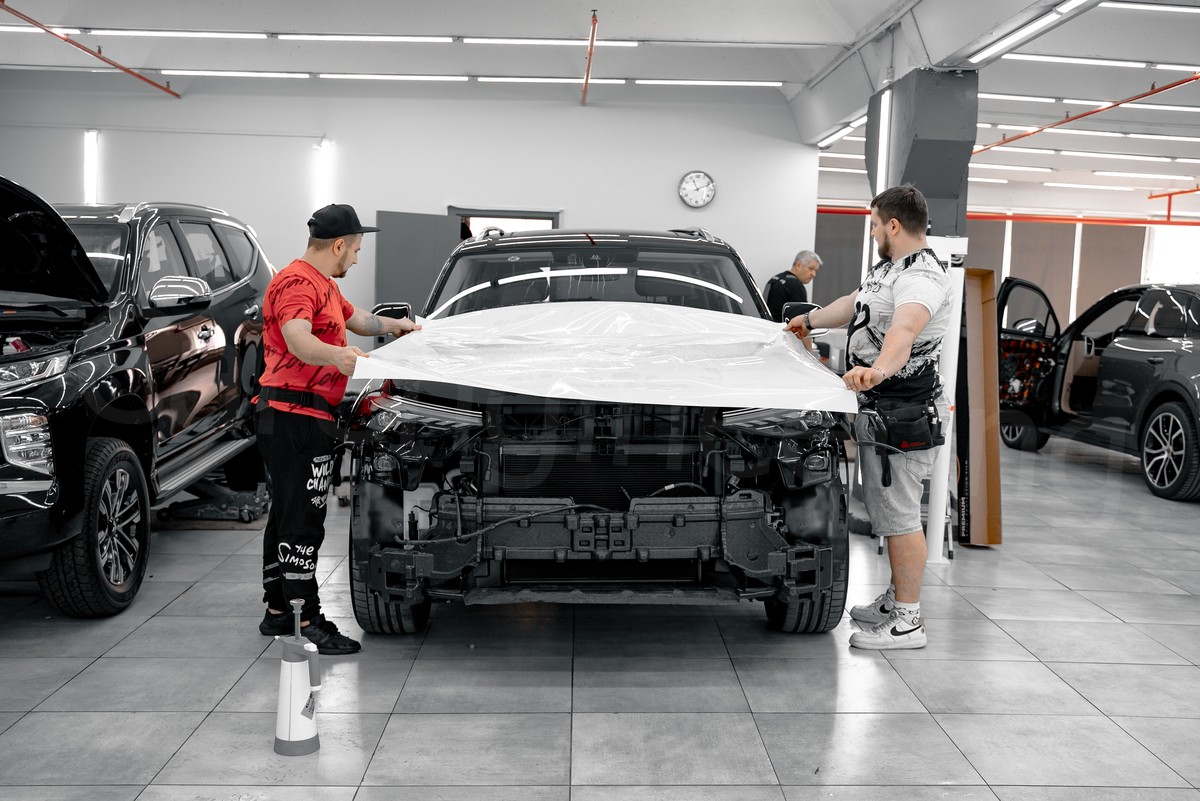 Audi Q6, Q7 – PPF protection film - Carengineering Dubai