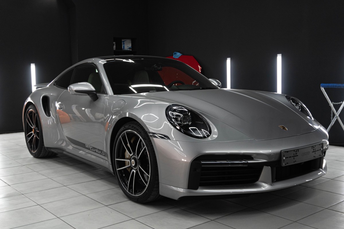 PPF Porsche 911 - best porsche 911 wraps - Carengineering Dubai